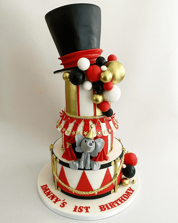 Dumbo Birthday Cake Ideas Images (Pictures)