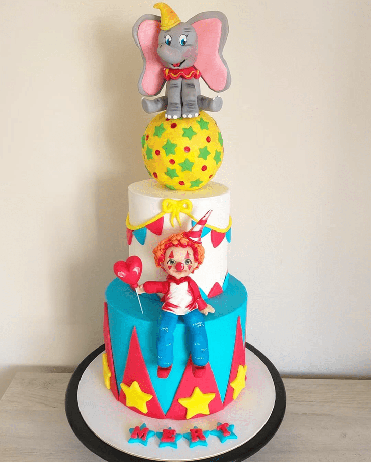Dumbo Birthday Cake Ideas Images (Pictures)